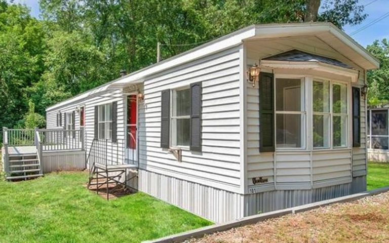 Replacing Broken Glass in a Mobile Home Window