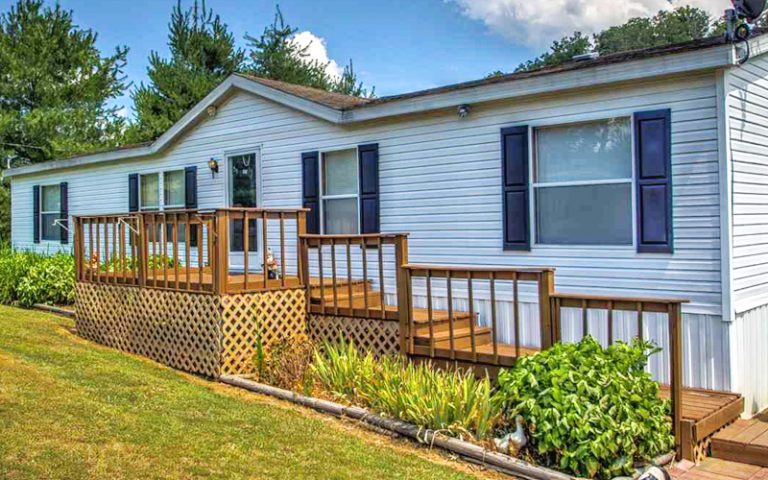 50 Inspiring Mobile Home Deck Ideas for Every Budget