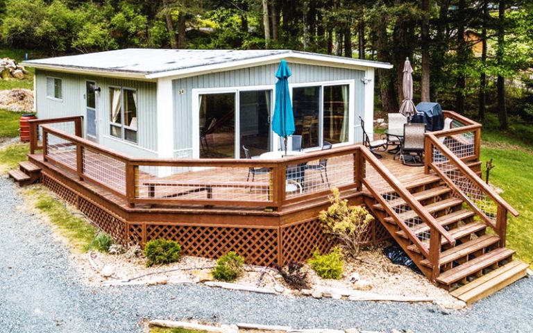 50 Inspiring Mobile Home Deck Ideas for Every Budget