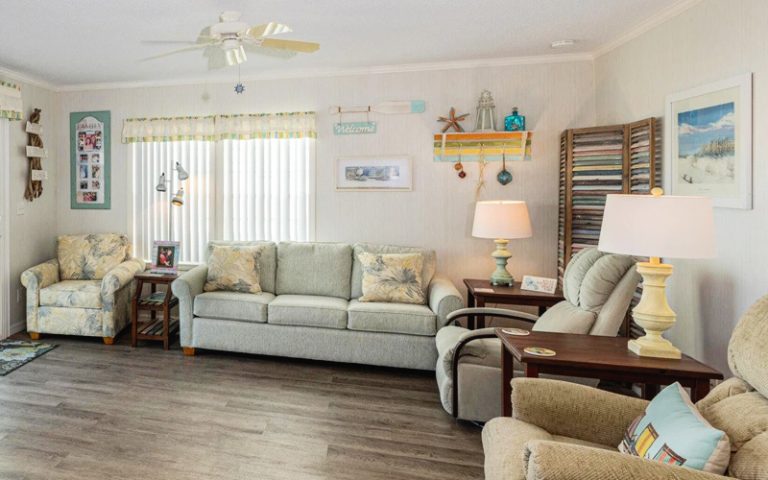 10 Mobile Home Living Room Decorating Ideas