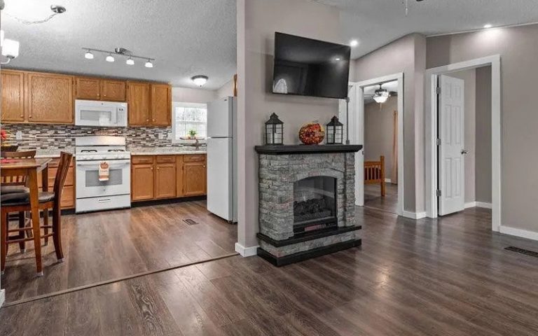 10 Easy Ways to Update Your Mobile Home for a Modern Look!