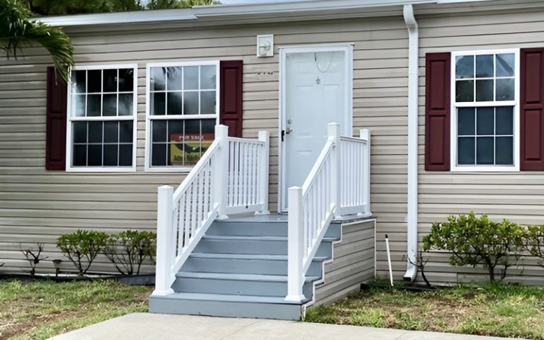 Mobile Home Steps: Add Safety & Charm to Your Exterior Spaces