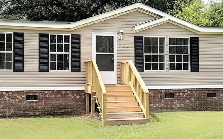 Mobile Home Steps: Add Safety & Charm to Your Exterior Spaces
