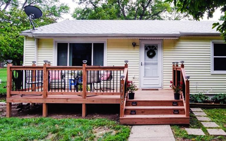50 Inspiring Mobile Home Deck Ideas for Every Budget