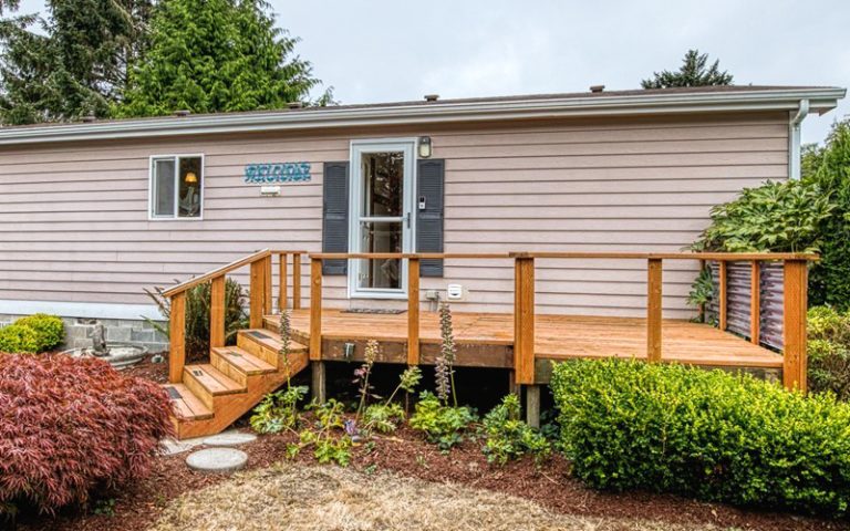 50 Inspiring Mobile Home Deck Ideas for Every Budget