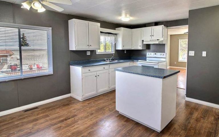 10 Mobile Home Kitchen Island Ideas