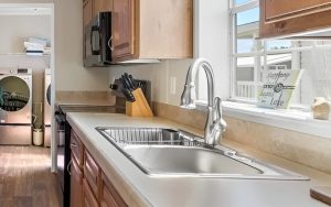 Mobile Home Kitchen Faucet: How to Choose the Replacements