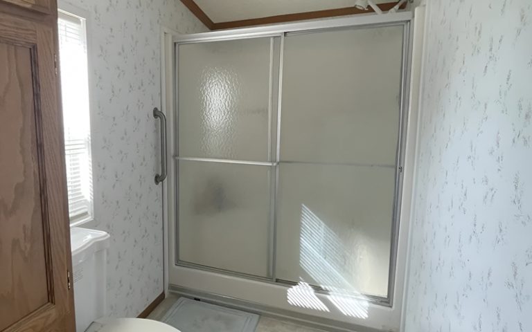 Mobile Home Shower Doors: A Guide to Replacement Options