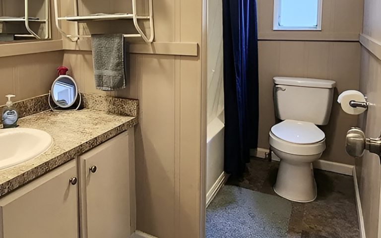 A Guide to Choosing the Best Mobile Home Toilets