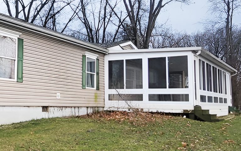 Choosing the Mobile Home Screened Porch Kit: A Buyer's Guide