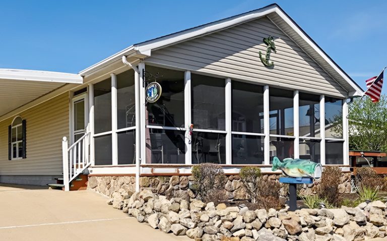 Step-By-Step Guide to Build A Mobile Home Screened-In Porch