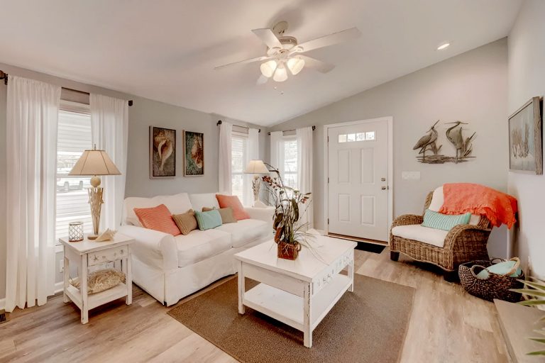 How to Choose Furniture for Mobile Homes