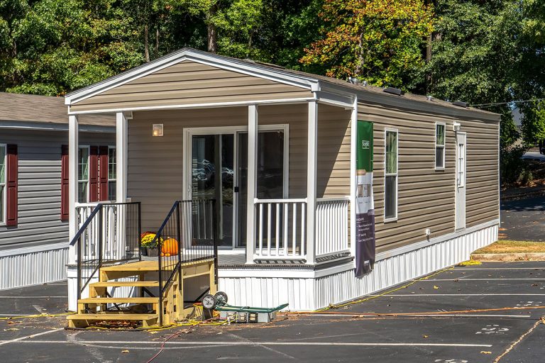 The 10 Best Small Manufactured Homes to Buy