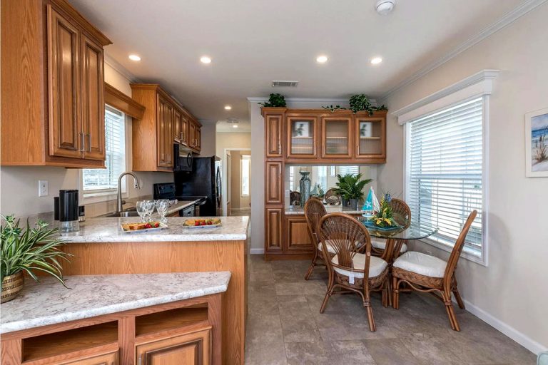 The 10 Best Small Manufactured Homes to Buy