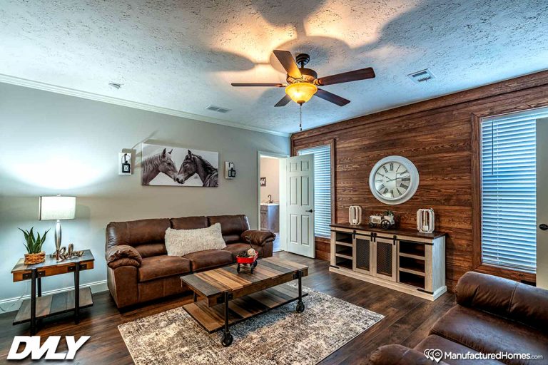 19 Stunning 4-Bedroom Mobile Homes