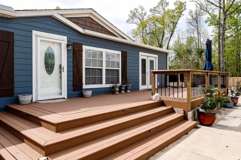 15 Mobile Home Deck Ideas