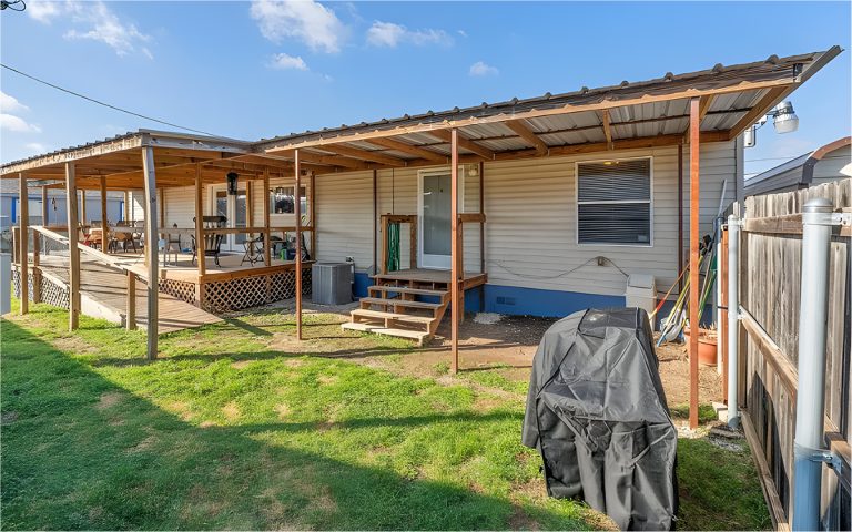 19 Mobile Home Porches Design Ideas