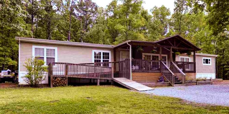 19 Mobile Home Porches Design Ideas