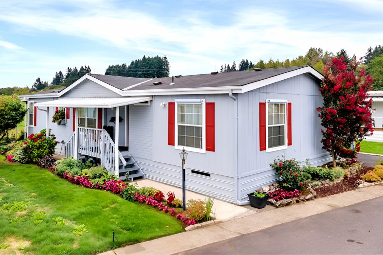 20 Mobile Home Front Yard Landscaping Ideas