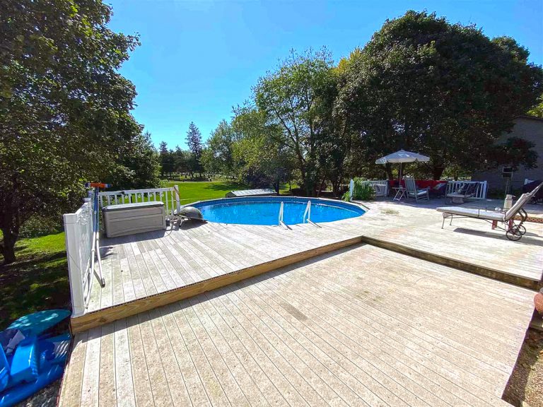 10 Tips for Building a Mobile Home Above-Ground Pool