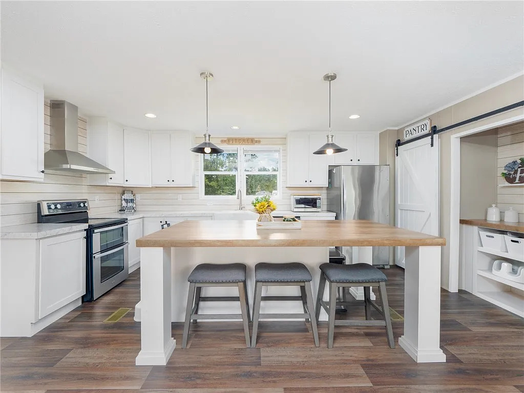 6 Mobile Home Open-Concept Kitchen Design Tips