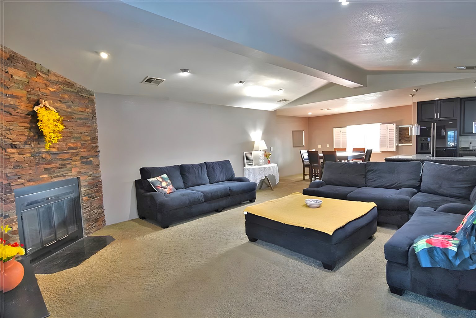 10 Double-Wide Mobile Home Open Concept Living Room Ideas