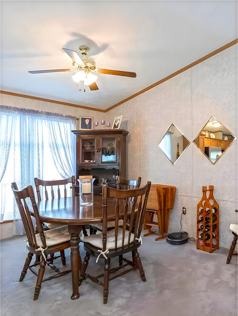 10 Chic Mobile Home Dining Room Ideas