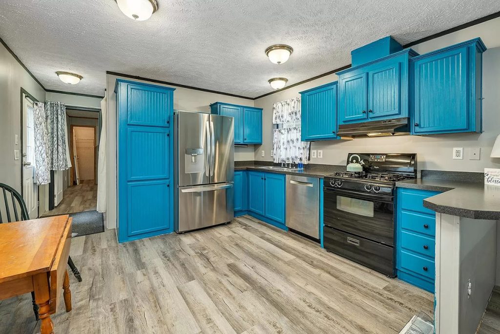 10 Inspiring Mobile Home Addition Projects