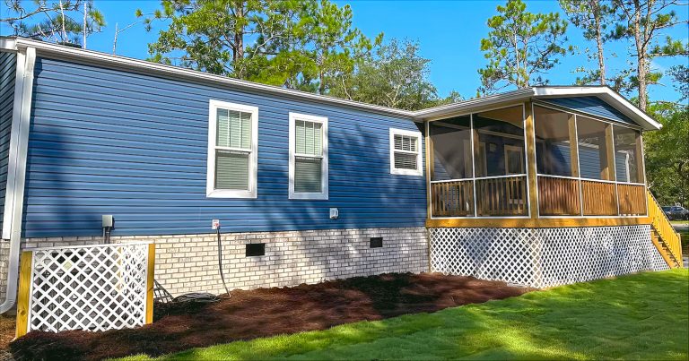 7 Inspiring Mobile Home Exterior Color Combination Ideas