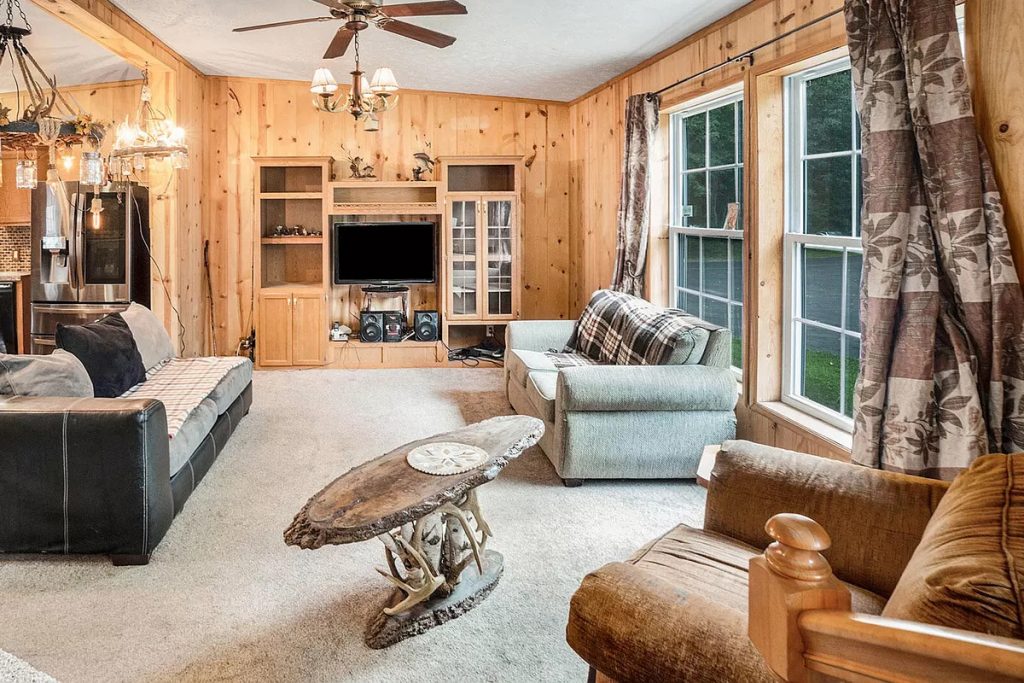 15 Ways to Make a Mobile Home Look Like a Rustic House