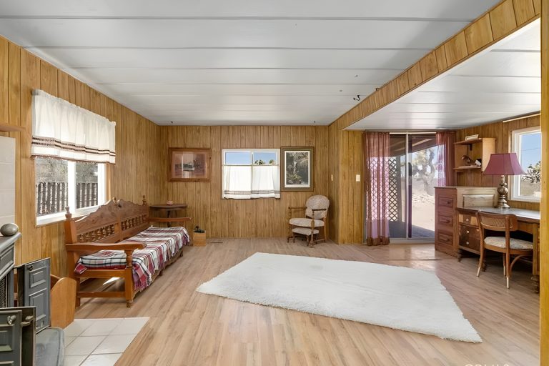 15 Ways to Make a Mobile Home Look Like a Rustic House
