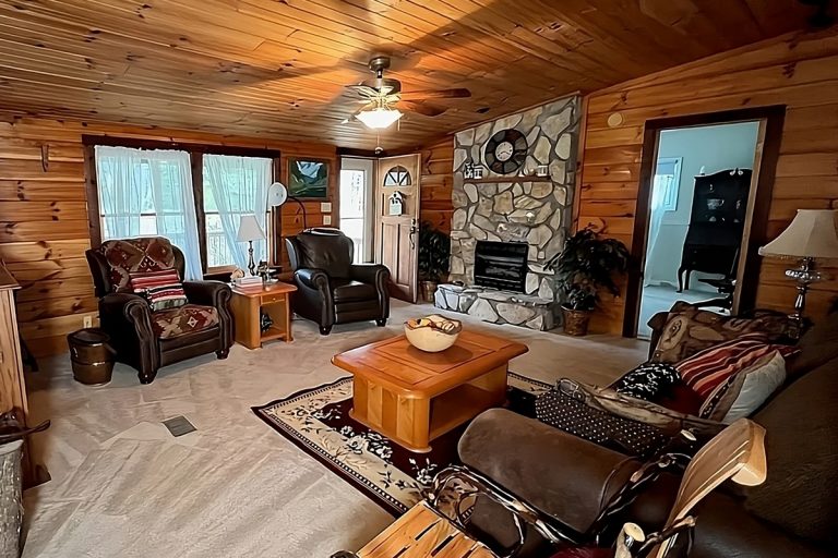 15 Ways to Make a Mobile Home Look Like a Rustic House