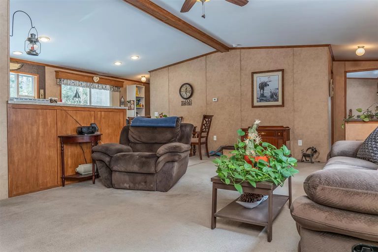 10 Budget-Friendly Single-Wide Mobile Home Makeover Ideas