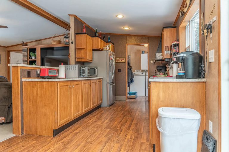 10 Budget-Friendly Single-Wide Mobile Home Makeover Ideas