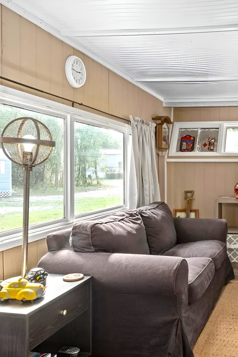 A Look Inside a Cozy 1957 Mobile Home