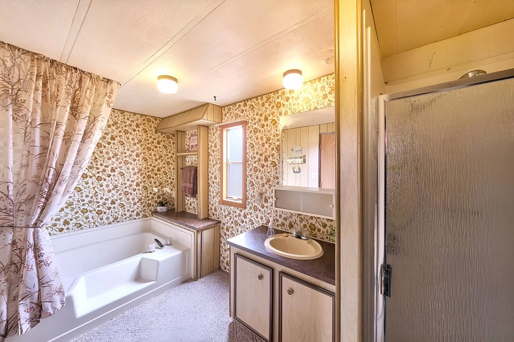 1978 Mobile Home Makeover: Inspiring Renovation Ideas