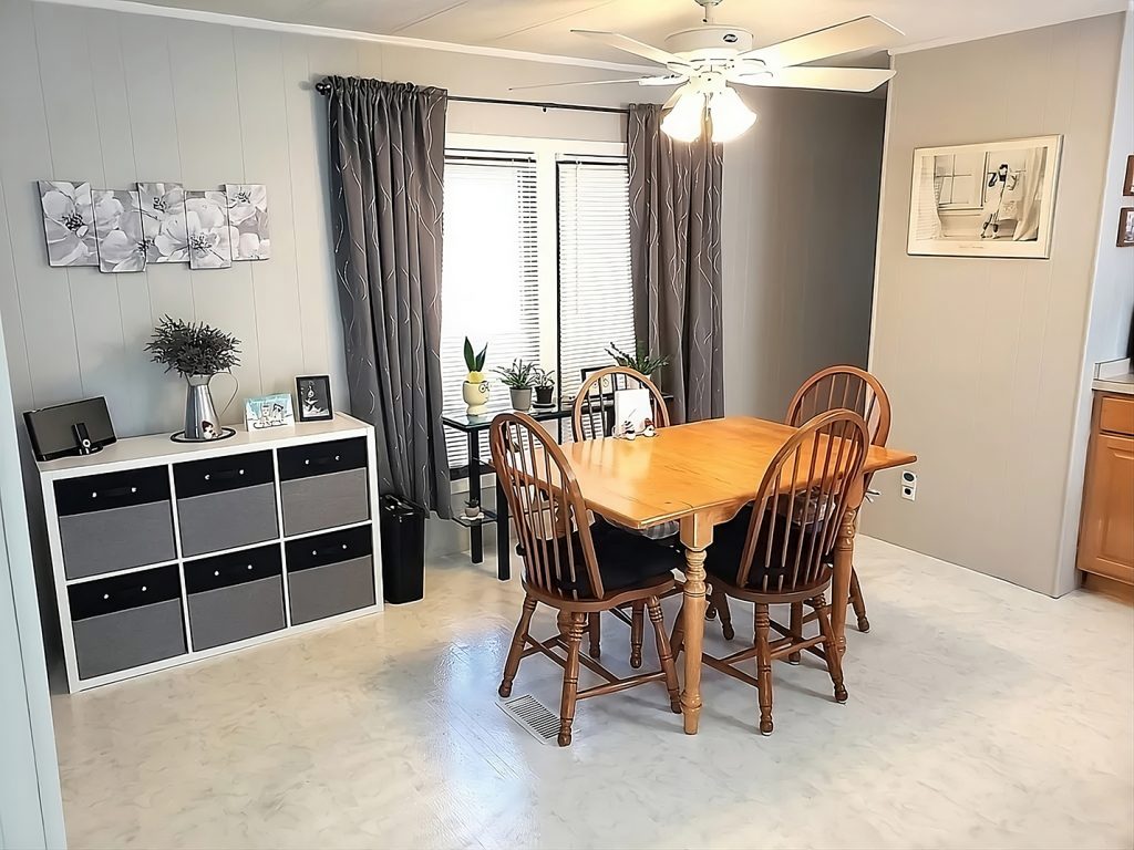 Cozy 1980 Mobile Home Makeover: Inspiring Renovation Ideas