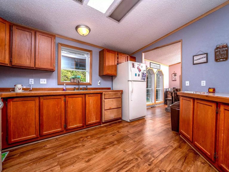 1995 Mobile Home Makeover: Inspiring Renovation Ideas