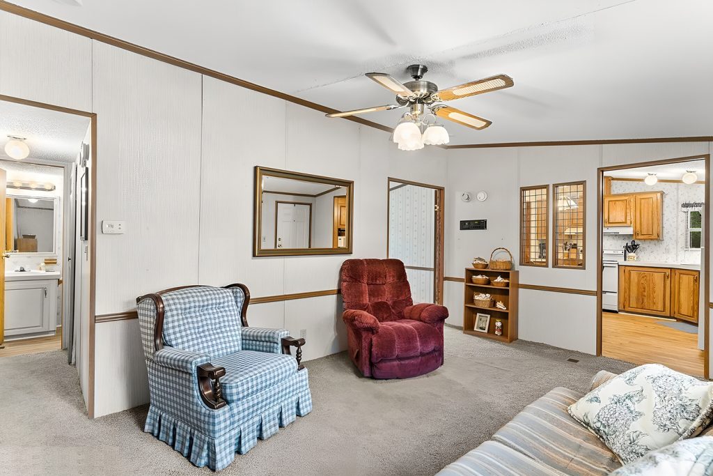1989 Double Wide Mobile Home Remodel with a Screened Porch