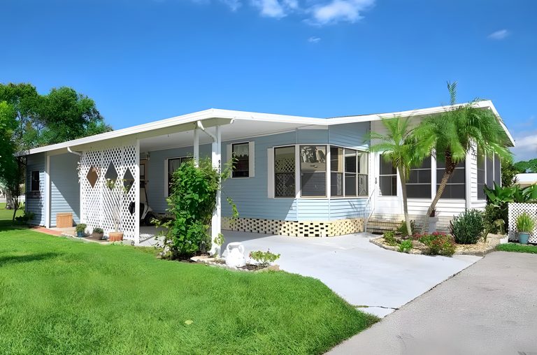 A Look Inside a Charming 1989 Mobile Home Makeover: Inspiring ...