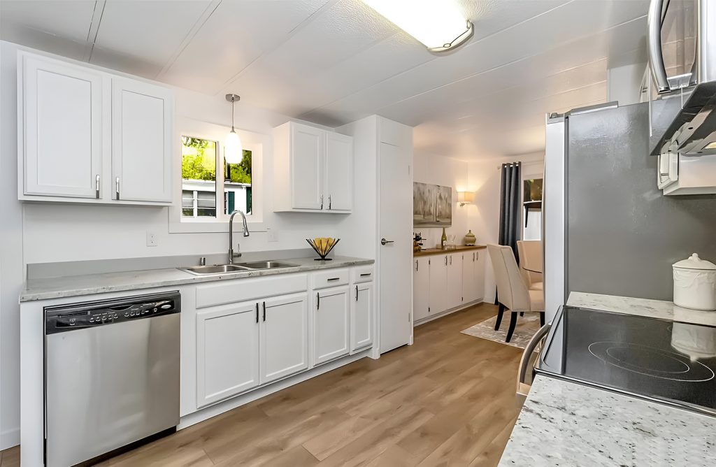 1975 Mobile Home Makeover: Inspiring Renovation Ideas