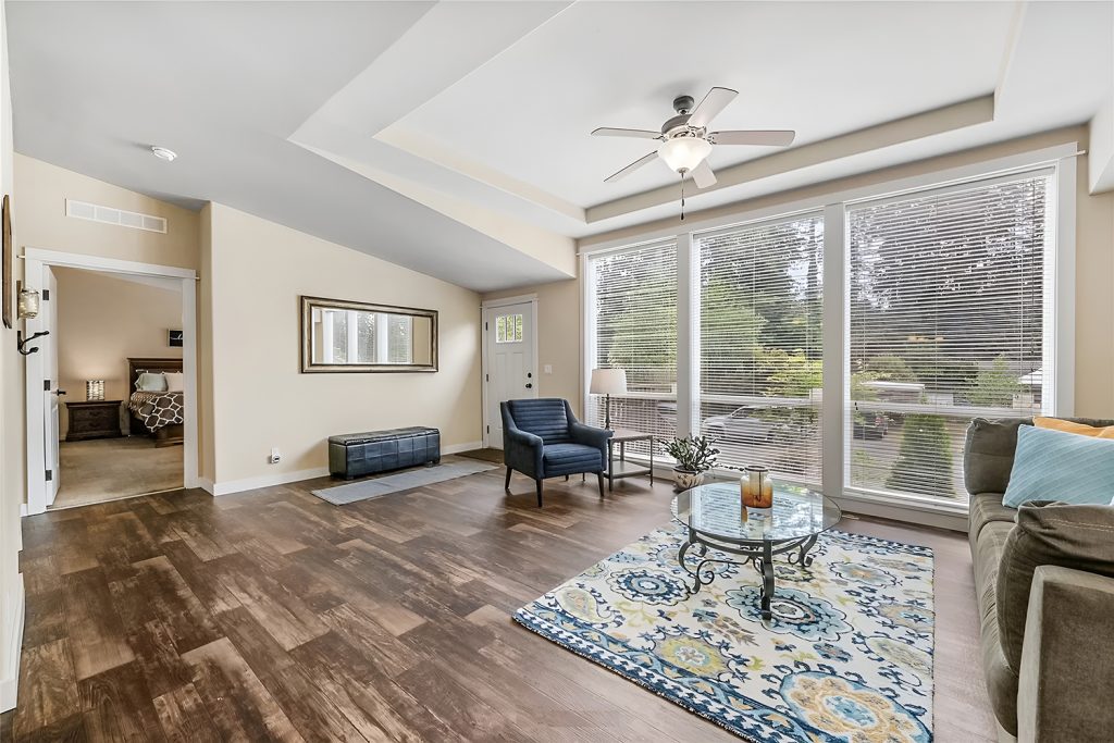 Make Your Mobile Home Look Like a House with These Amazing Upgrade Ideas!