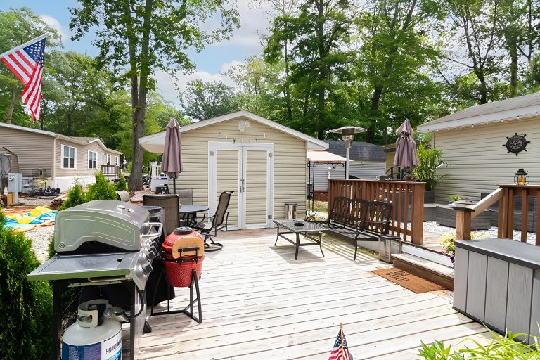 8 Mobile Home Back Deck Ideas