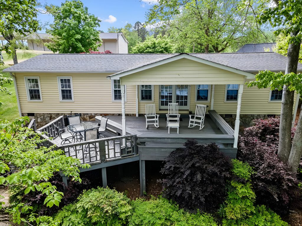 8 Mobile Home Back Deck Ideas