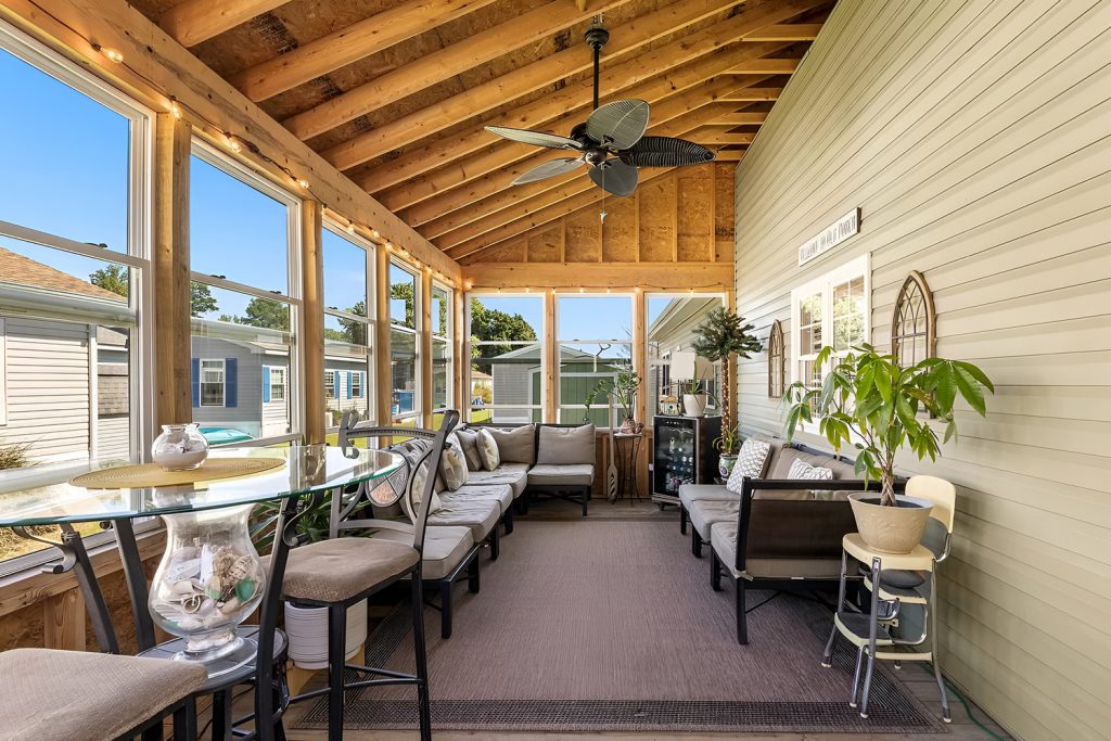 15 Double Wide Mobile Home Side Porch Ideas