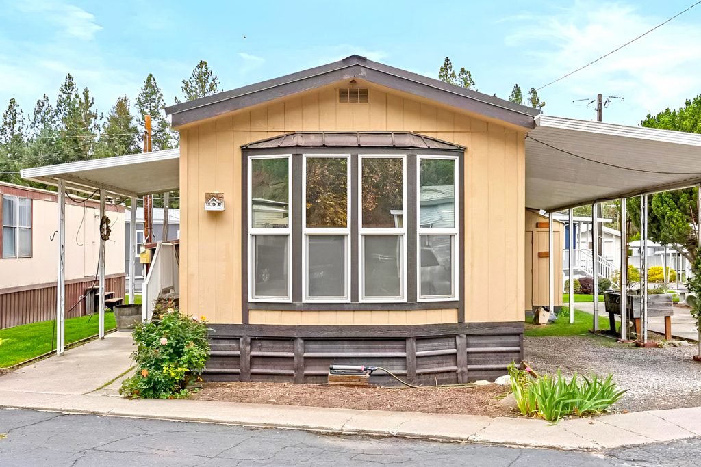 13 Mobile Home Exterior Window Trim Ideas