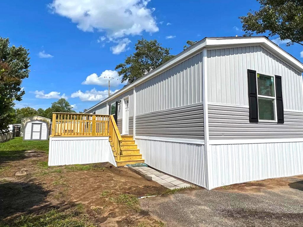 12 Mobile Home Vinyl Siding Ideas