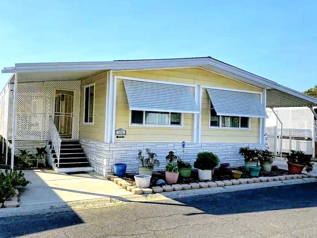 10 Yellow Mobile Home Exterior Ideas