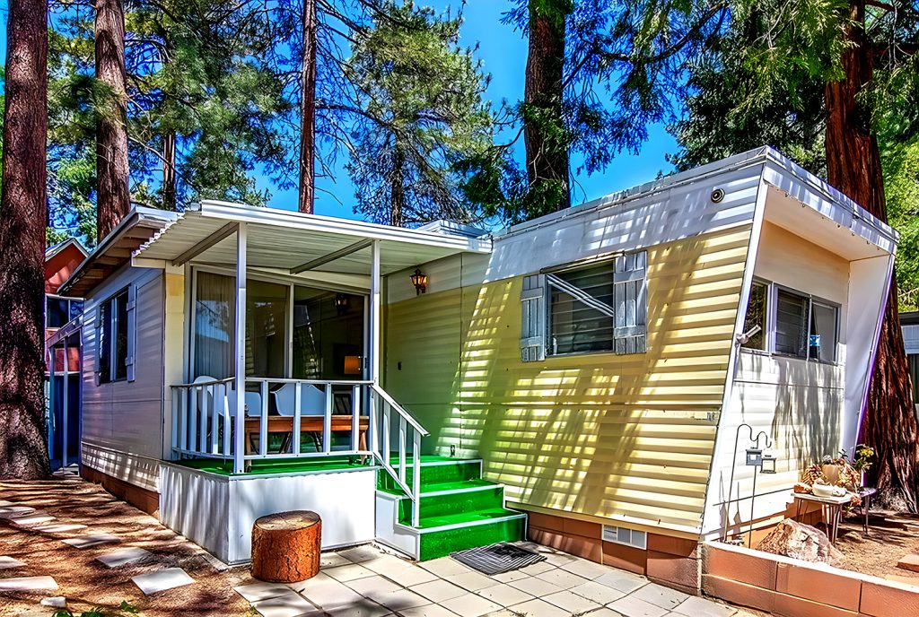 10 Yellow Mobile Home Exterior Ideas