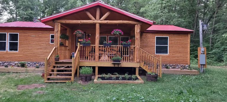 15 Rustic Mobile Home Landscaping Ideas